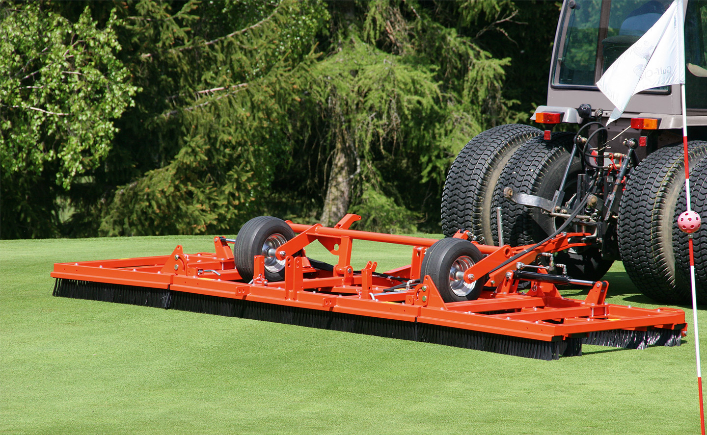 TERRA BRUSH Natural Turf • Wiedenmann